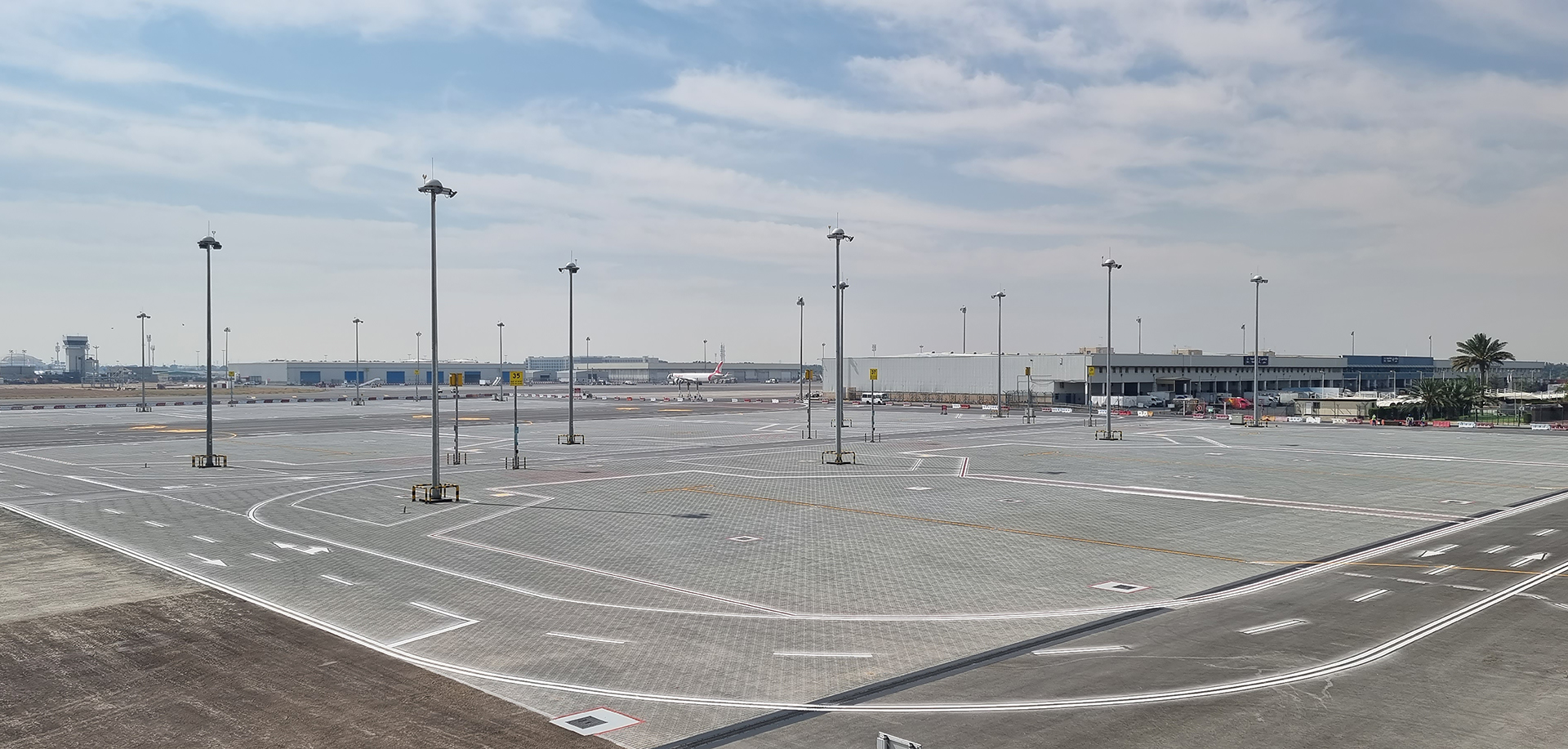 Construction of New Remote Aircraft Hardstand Aprons, related Taxiways ...